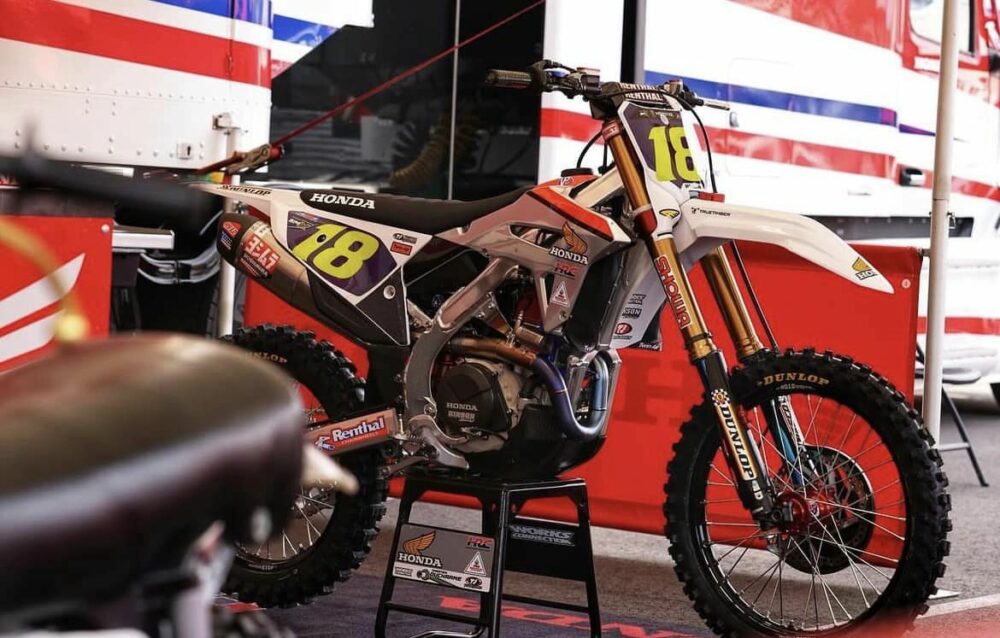 Jett Lawrence crashes on San Diego Press Day but will race! - Dirt Hub