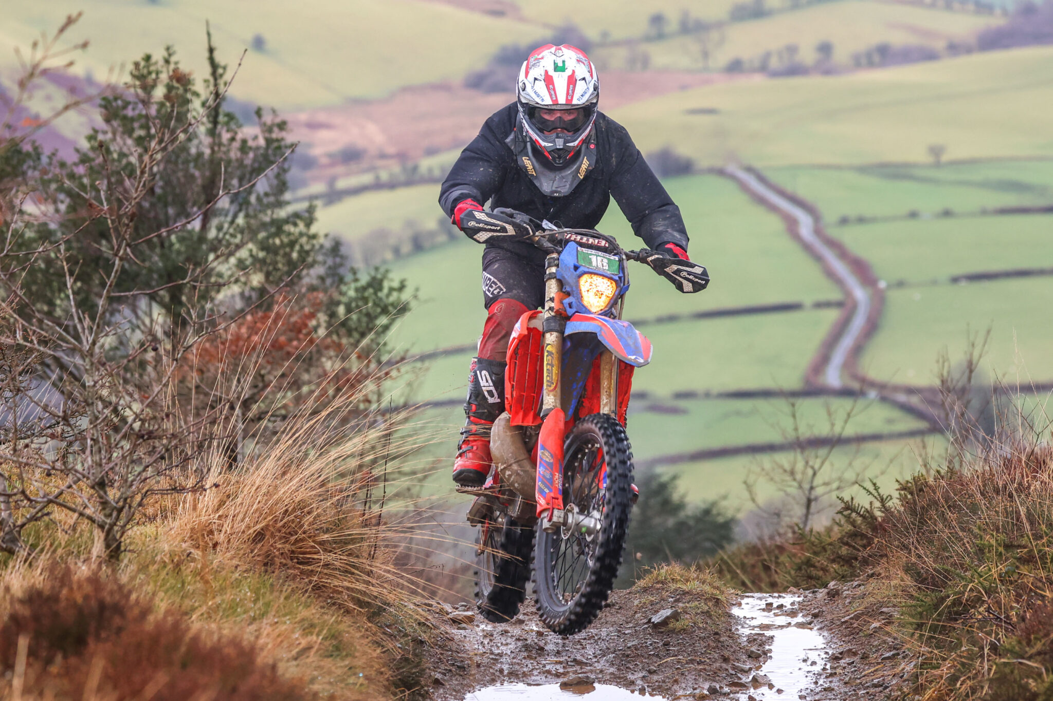 Owain Humphreys storms the 2026 Snowrun Enduro - Results and Pictures ...