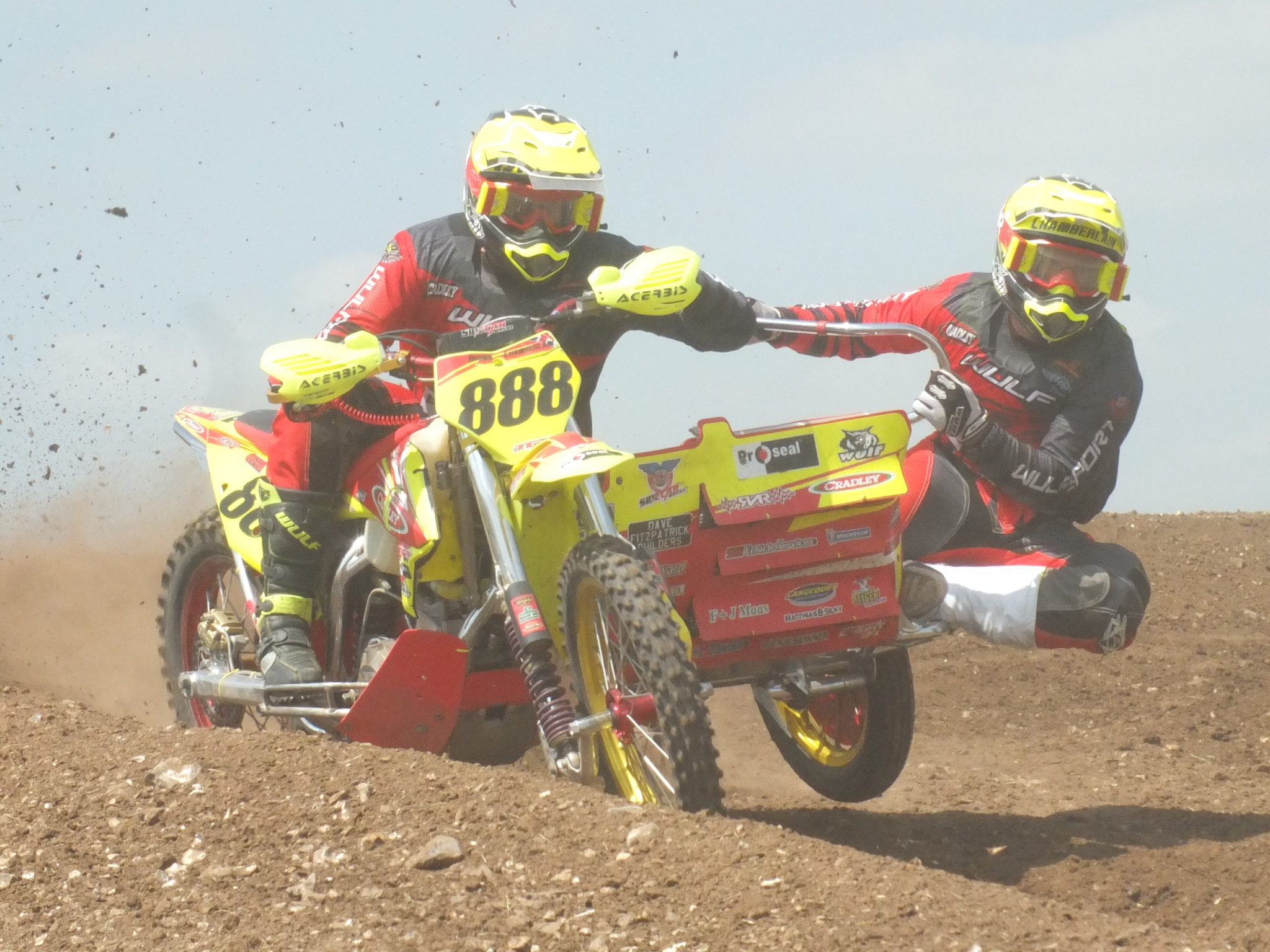 Etheridge & Kinge keep their cool at Cusses! Nora MX Sidecarcross Championship Round 5 - Race ...