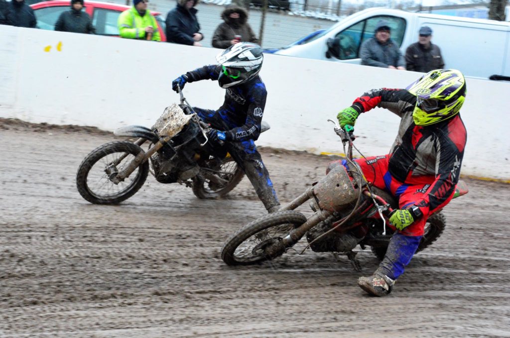 High Fives for Kennett! 2019/2020 Pitbike Speedway Championship Finale ...