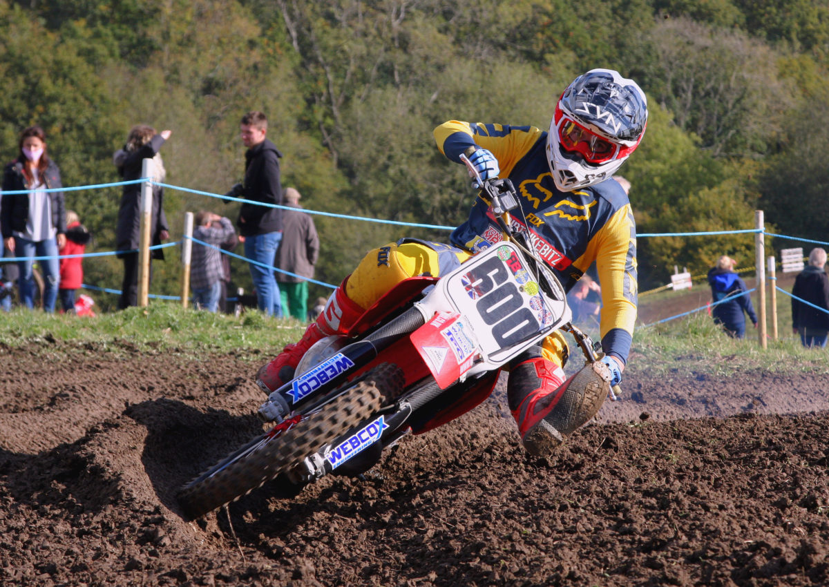 Irwin out for some fun at Wickwar! UK EVO MX - Race Report and Results ...