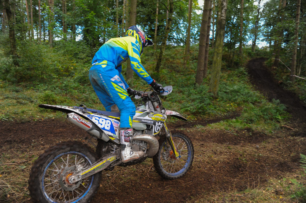 Classic Carlton sees close racing! Raw Enduro Rock Oil Championship ...