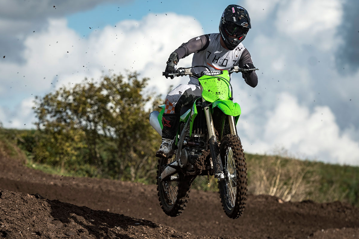 2021 Kawasaki KX250 - Test Ride, first look and new features! - Dirt Hub