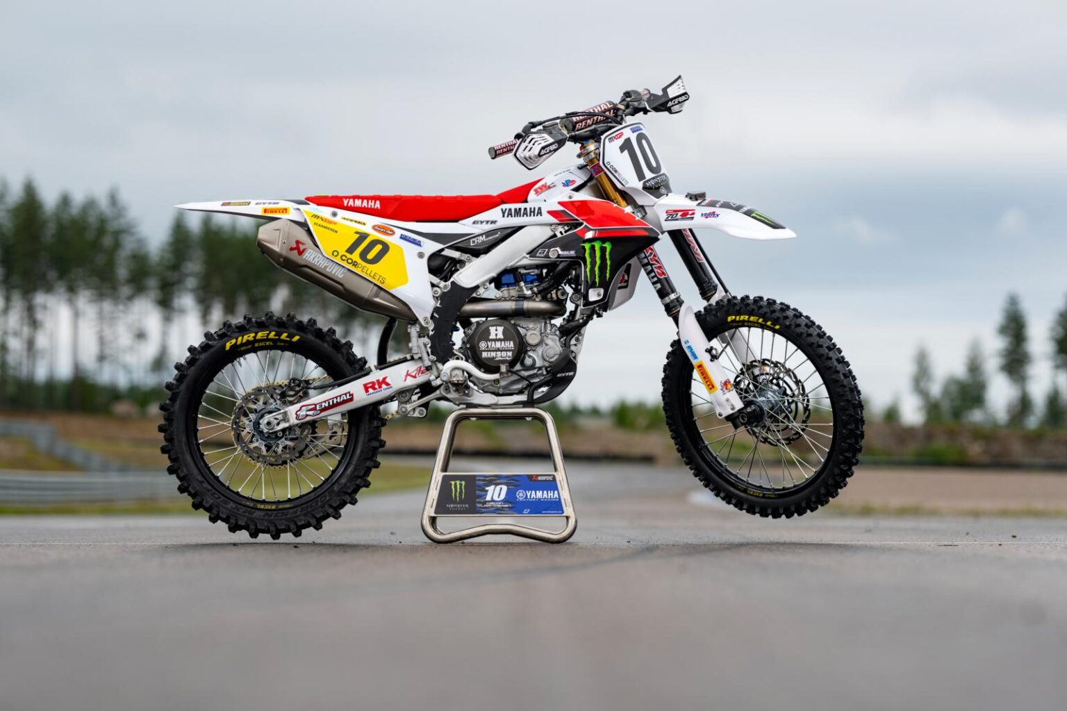 Monster Energy Yamaha Factory MXGP Team Unveils Special Livery to ...