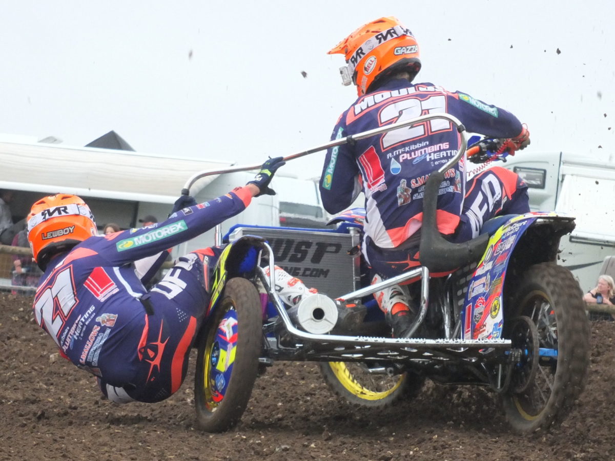Three's up for Brown & Chamberlain at Cusses! ACU British Sidecarcross ...