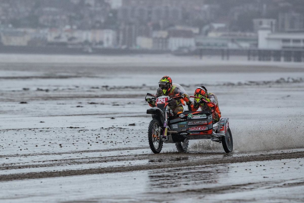 Morgan & Atkins makes it back to back Quad victories! 2021 Weston Beach ...