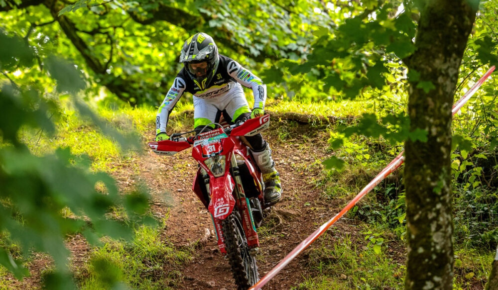 Snow storms in Devon! 2024 British Enduro Championship Round 6 ...