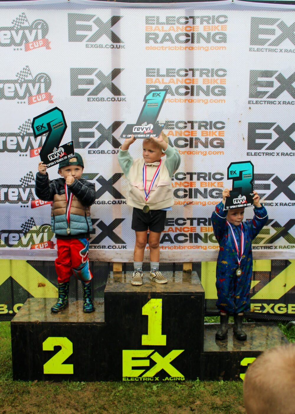 Mud, Rain and Glory! Revvi Cup @ LDR - Race Report - Dirt Hub