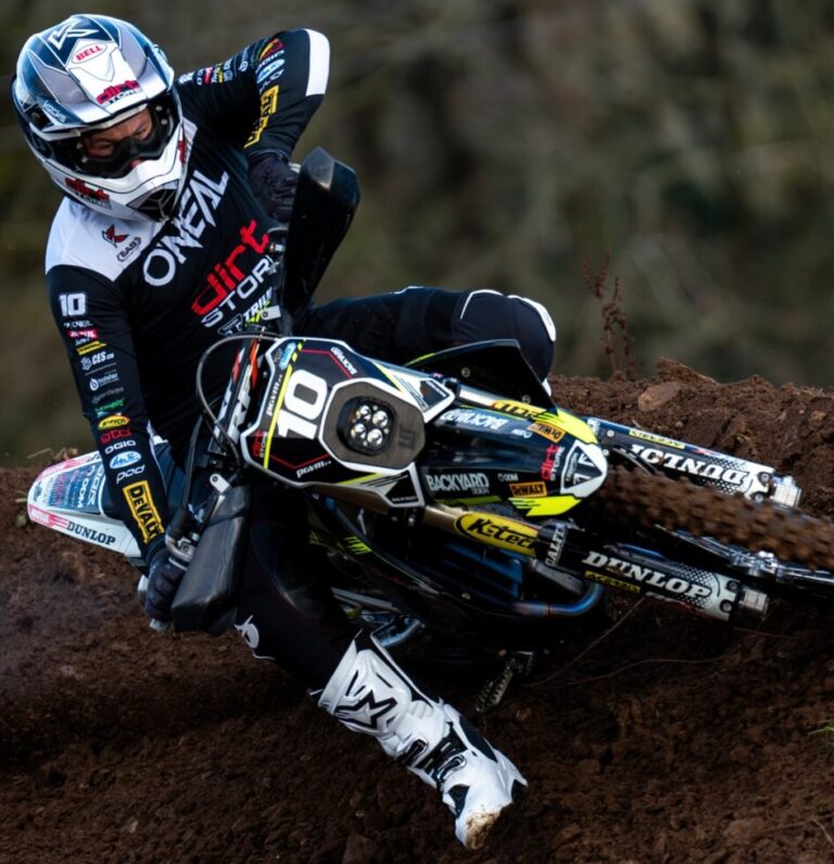 Sam Davies joins Dirt Store Triumph Racing for 2026 Enduro campaign ...