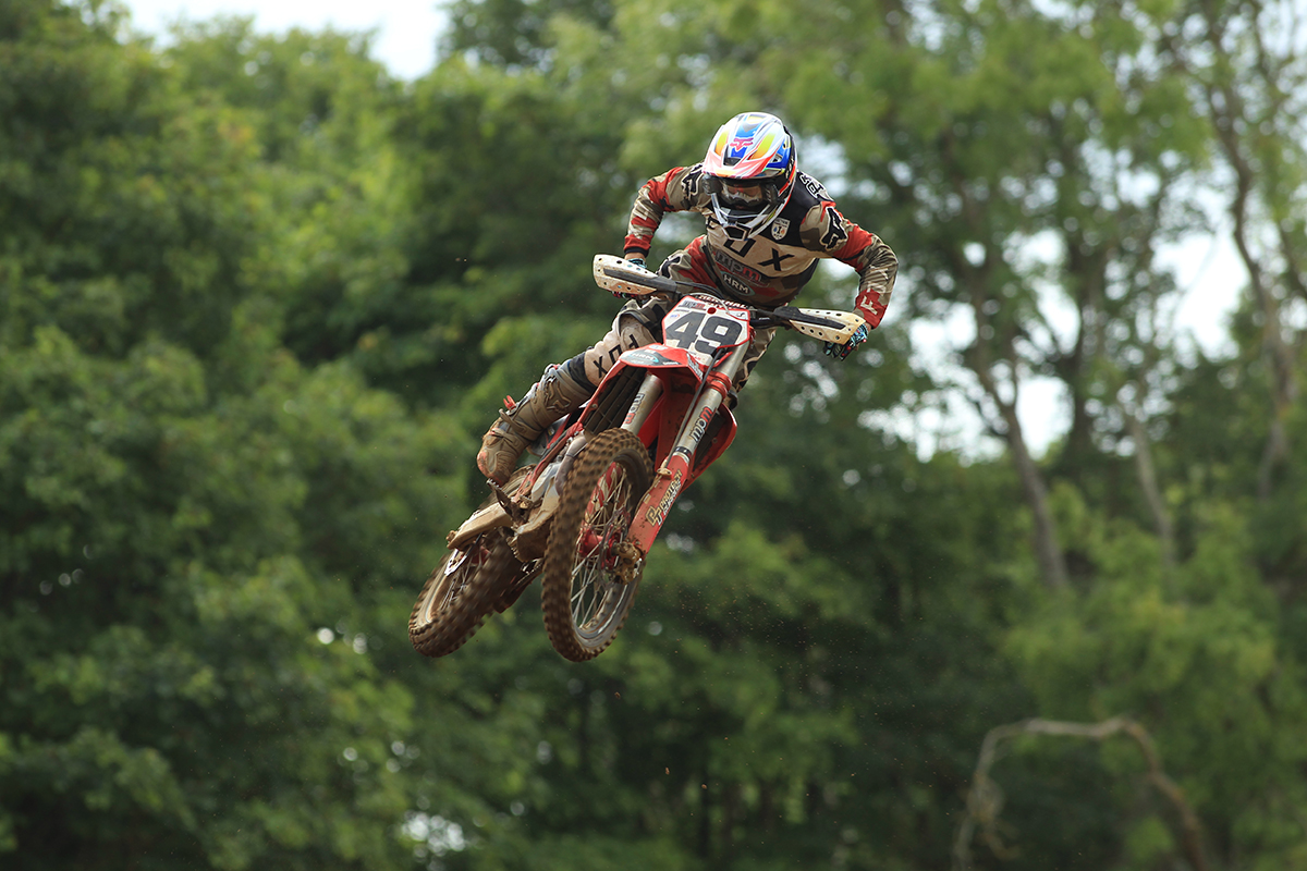 Dirty Dozen with Luke Parker - Dirt Hub