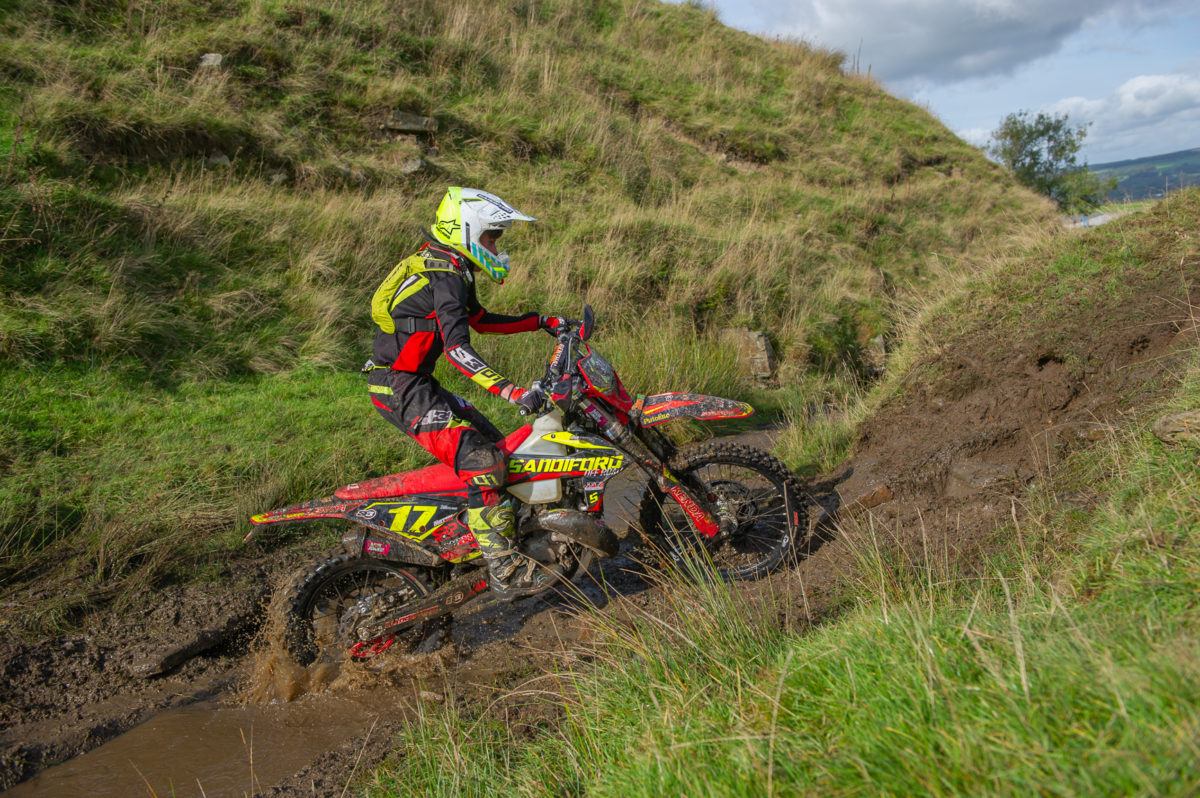 Spencer finally cracks the Ballbreaker! Raw Enduro Ballbreaker Extreme ...