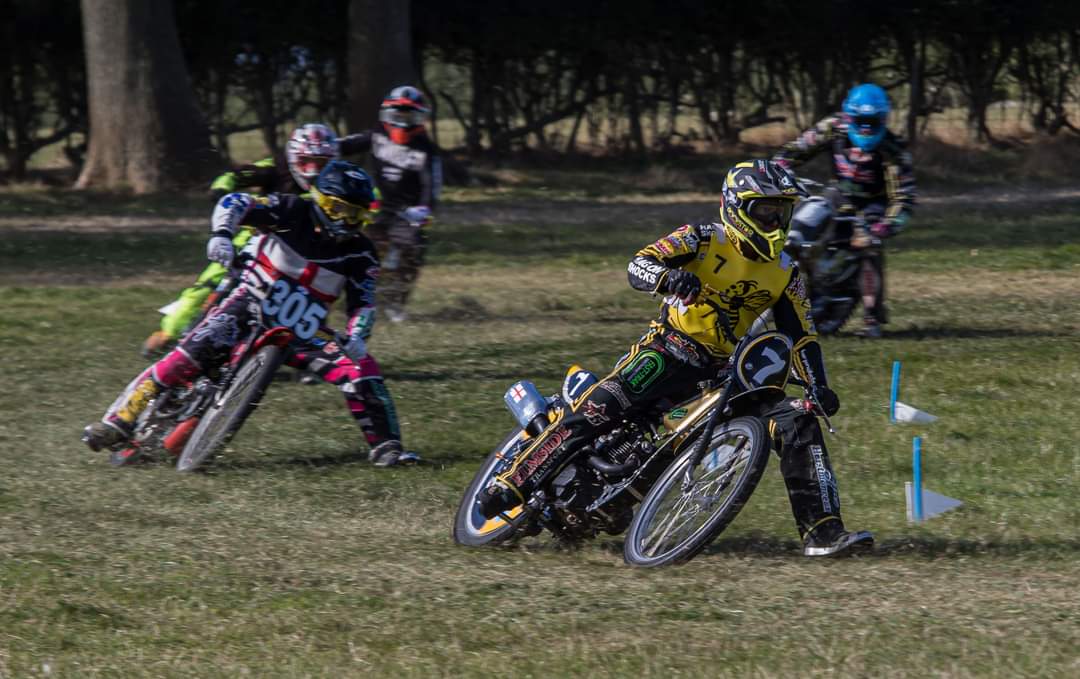 Alveley is awesome for Wayne! 2022 Formula Grasstrack Championship ...