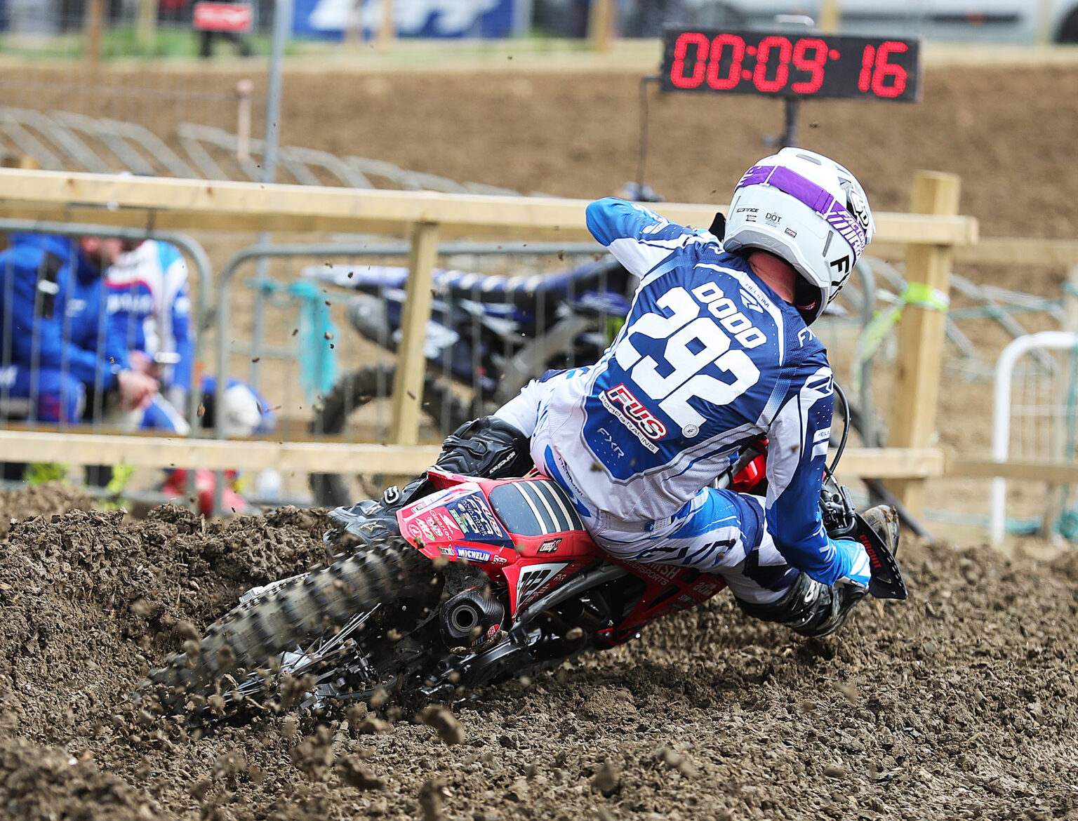 Dodd digs deep at Brookthorpe! 2026 AMCA British Motocross Championship ...