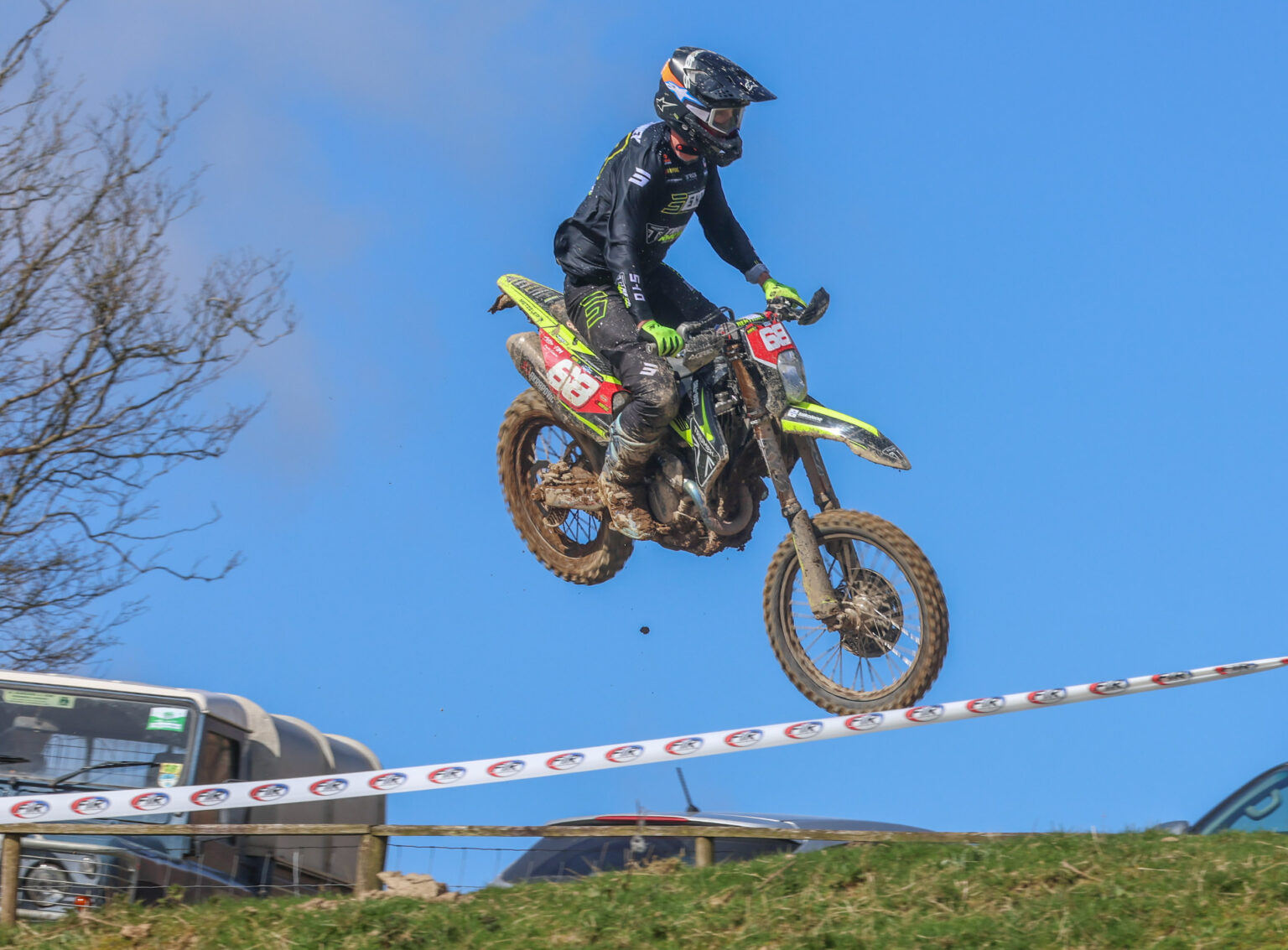 Jamie McCanney takes 2026 Enduro GB opening win at Jack Frost Enduro ...