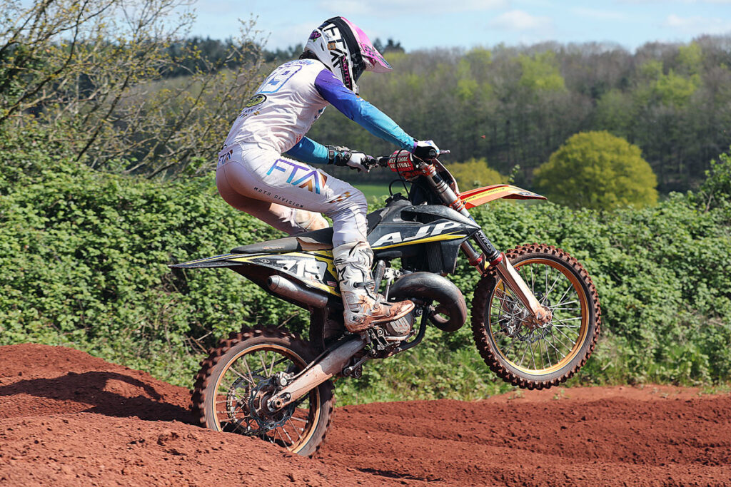 Championship chase continues in Cheshire! 2024 AMCA British Motocross ...