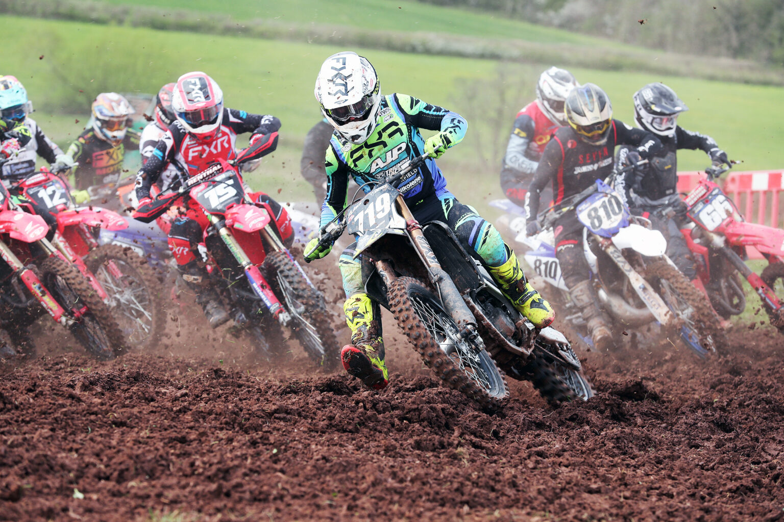Teenage Kicks! 2026 AMCA British Motocross Championship Round 1 - Race ...