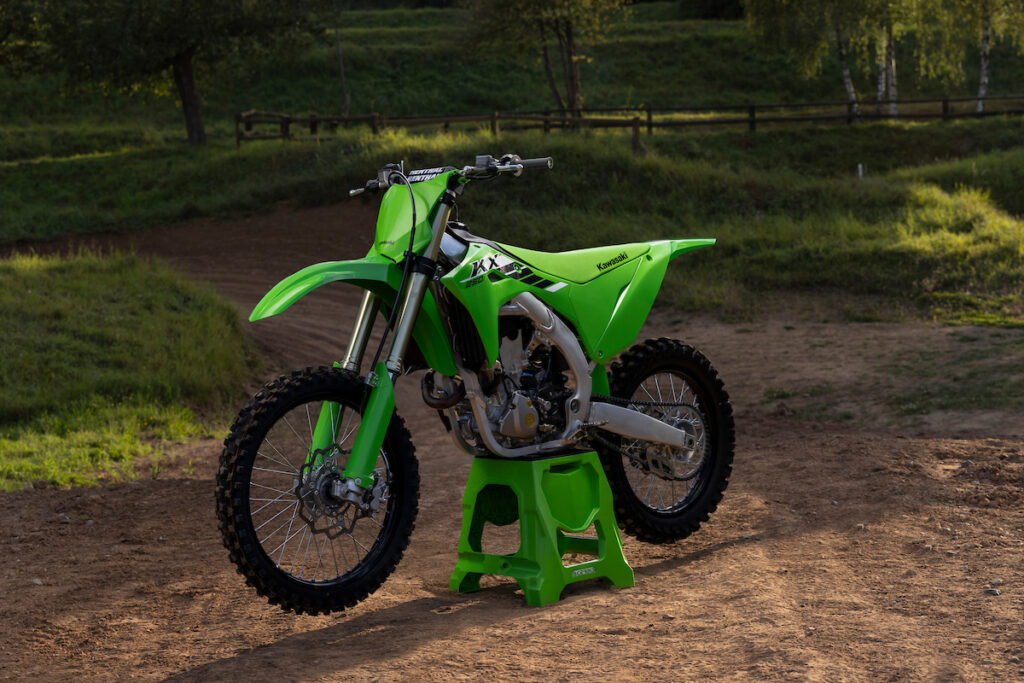 2025 Kawasaki KX250 - Bike Test - Dirt Hub