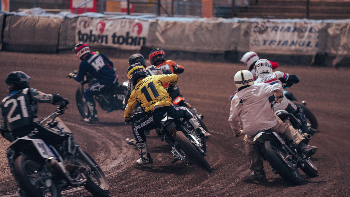 Royal Enfield Partners DTRA Flat Track Series - Dirt Hub