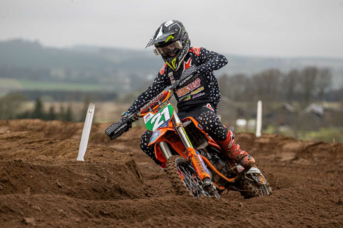Mewse & Husband victorious at Drumclog! 2023 Scottish Motocross ...