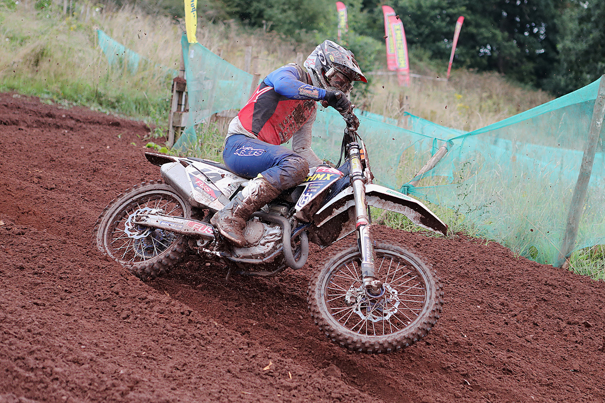 All aboard the Tranter train! AMCA British Motocross Championship Round ...