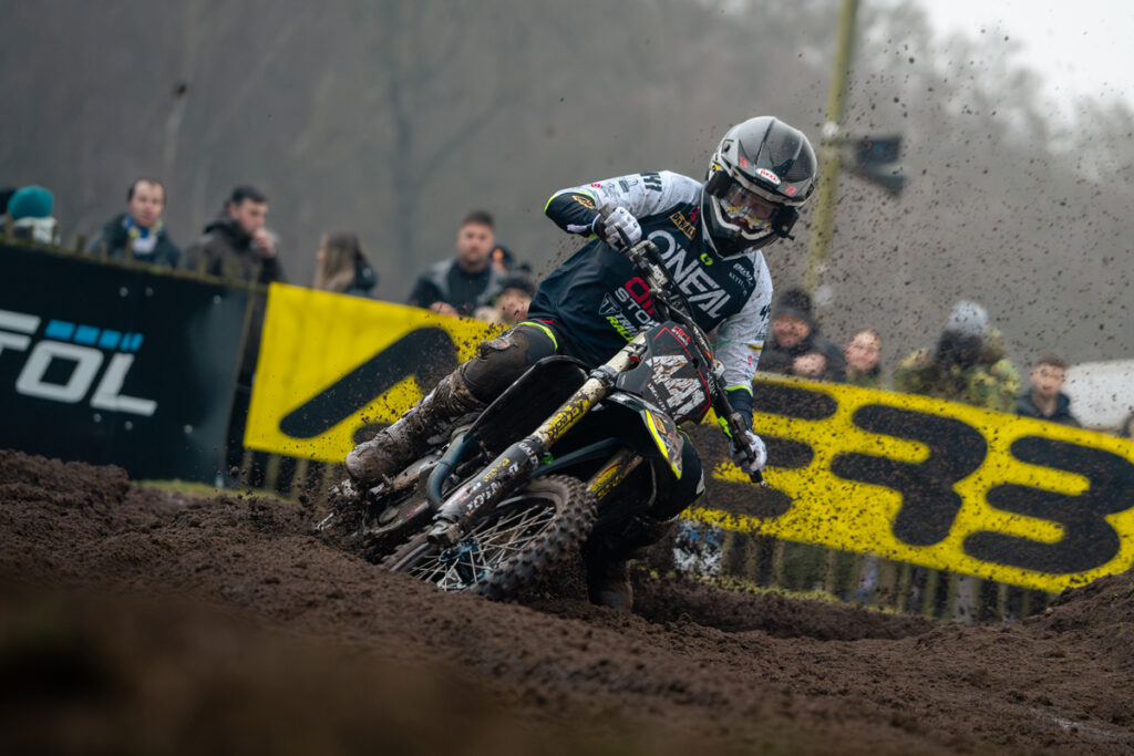 HAWKSTONE INTERNATIONAL MX - Dirt Hub