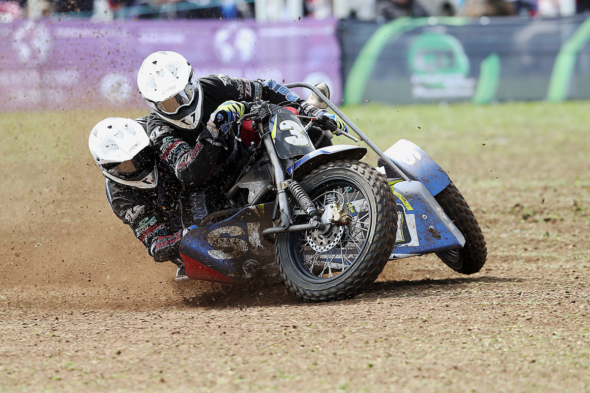 Wajknecht & Cossar reign supreme at Owlesbury! Bantasia 2 Grasstrack ...