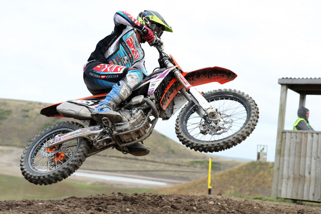 Marshall maxes out on the Mountain! 2024 AMCA British Motocross ...