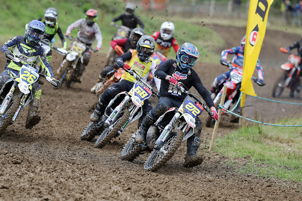 Fus duo on fire at Brookthorpe! 2021 AMCA British Motocross ...
