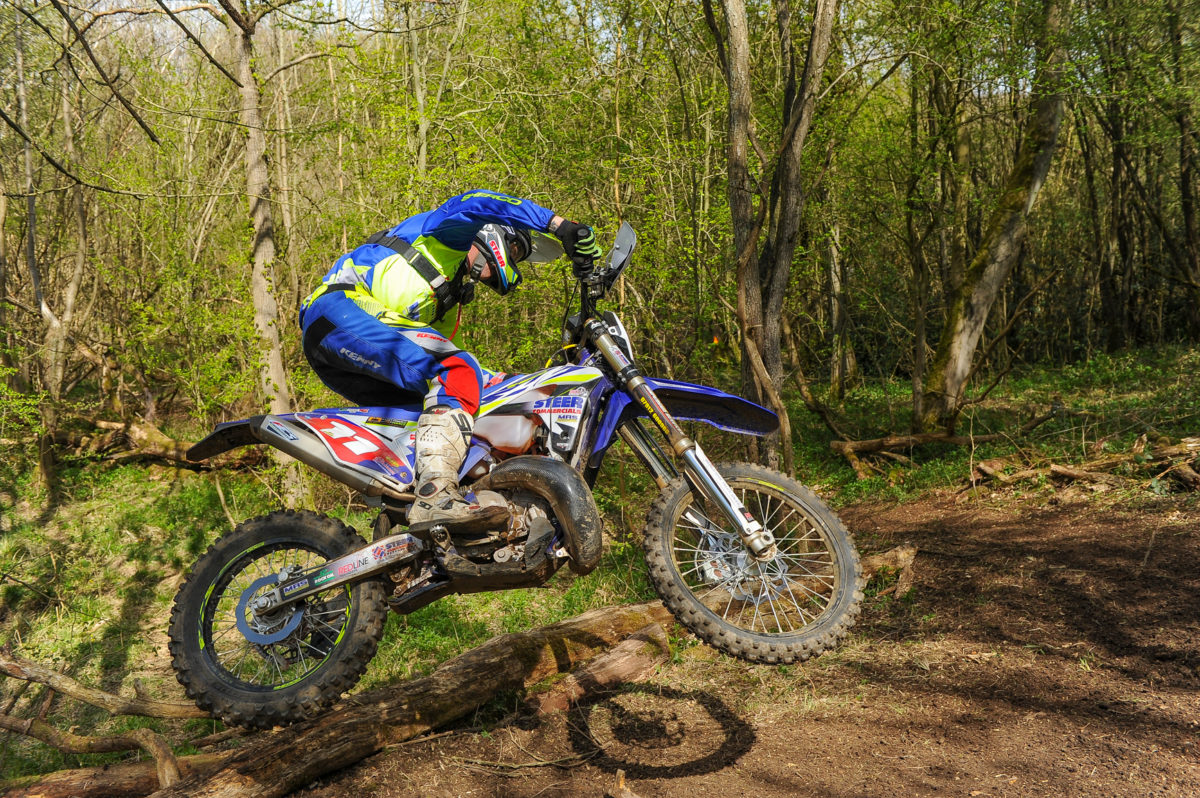 Steer me to the win….. Raw Enduro Rock Oil Championship Rounds 1 & 2 ...