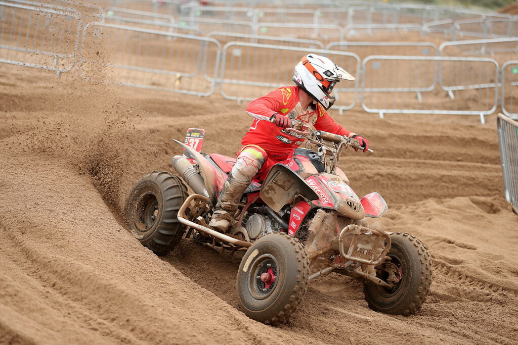 Quad ace Rowlands rocks Skeggy! 2023 Skegness Beach Race - Quad ...