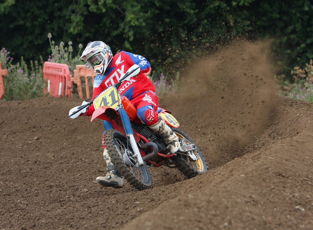 May makes Hay at Marshfield! 2022 UK Evo MX Championship Round 6 - Race ...