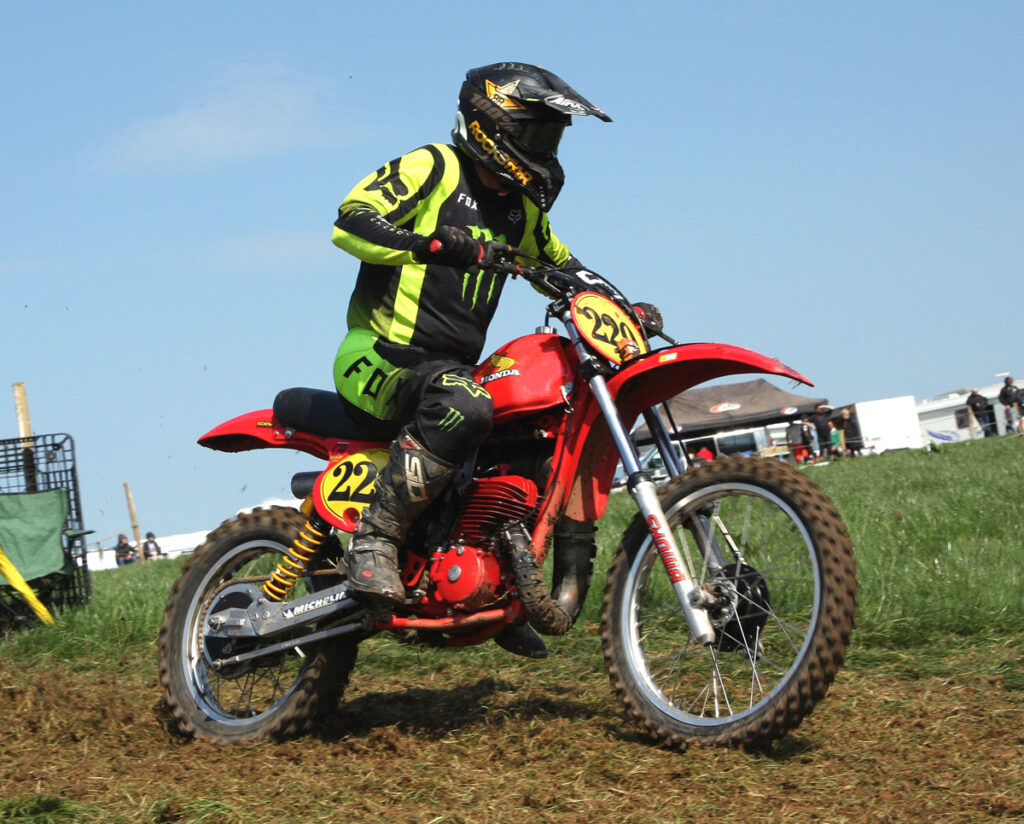 Alderton on a mission at Smeatharpe! 2025 Badger Goss Trophy Scramble ...