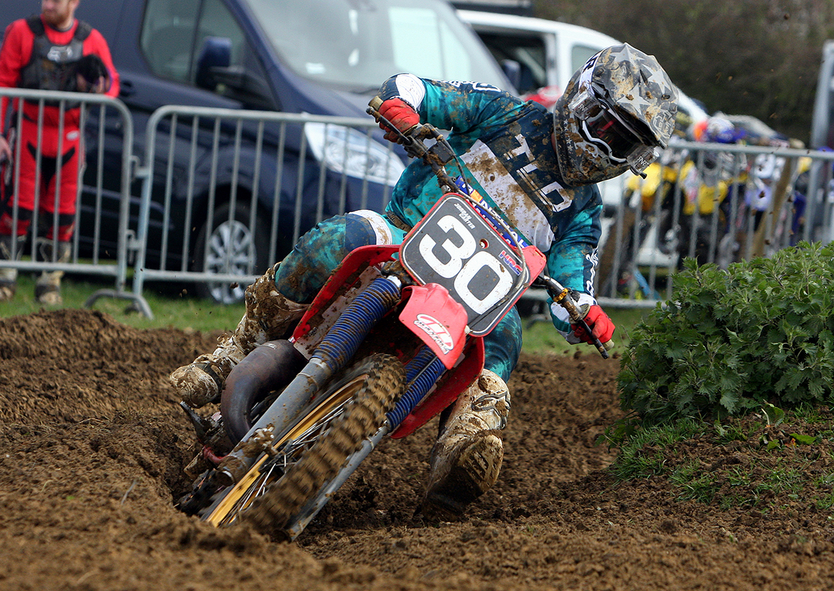 Carter claims Nibley victory! 2022 UK EVO MX Championship Round 1 ...