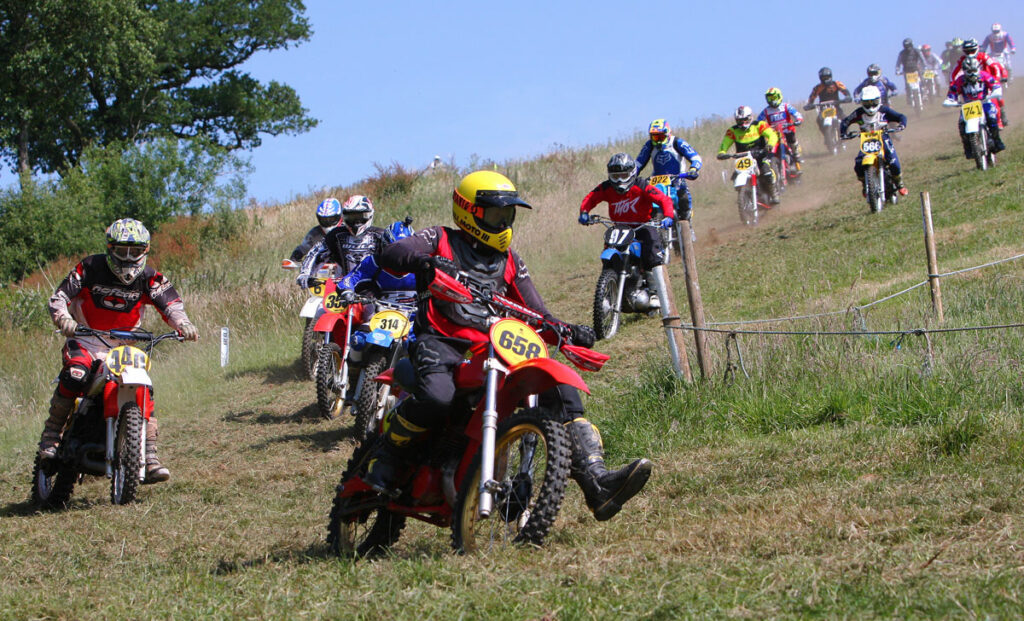 Sidecar Glory at Smeatharpe for the Breachers! Devon Classic Scramble ...