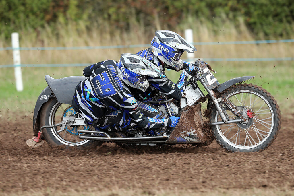Take Two! 2025 British Masters 1000cc Right-Hand Sidecar Grasstrack ...